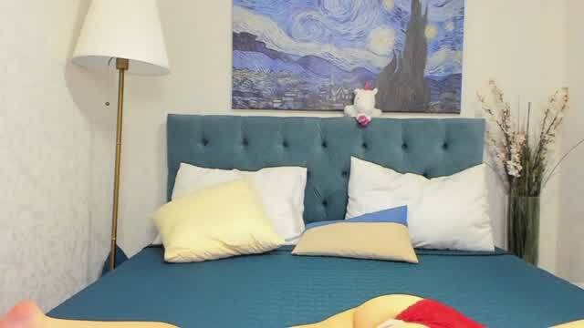 Alia_Grand Stripchat Webcam Model - Profile & Free Live Sex Show ...