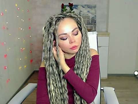 Lanner__shy Stripchat Webcam Model - Profile & Free Live Sex Show ...