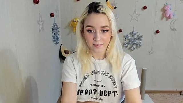 Sweet Emily1 Stripchat Webcam Model Profile And Free Live Sex Show